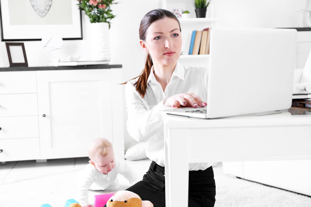 How to Easily Get Amazon Stay at Home Jobs for Moms