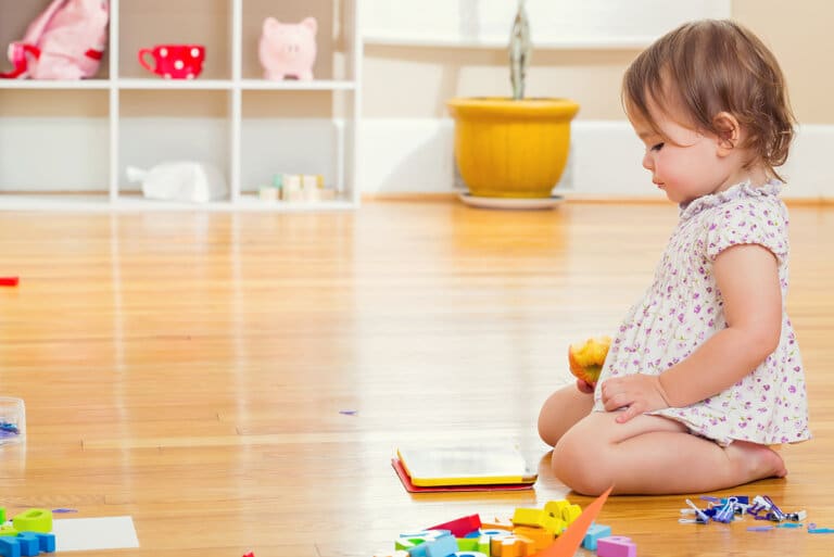 8 Easy Methods to Teach Your Child to Clean Their Room (+ 4 Week Plan)