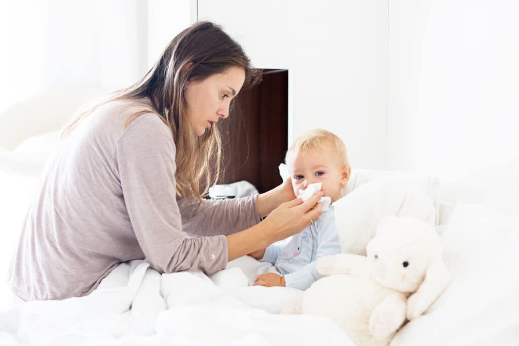 Are You a Lonely Mom? You’re Not Alone