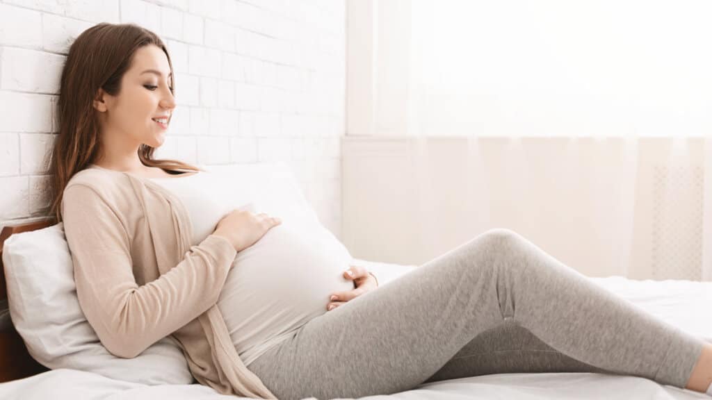 15 Amazing Ways to Get Free Baby Stuff (For Low-Income Families)