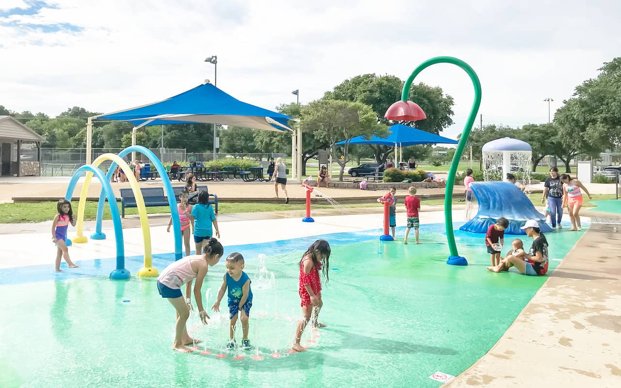 41 Fun Summer Bucket List of Adventures to Last Hours