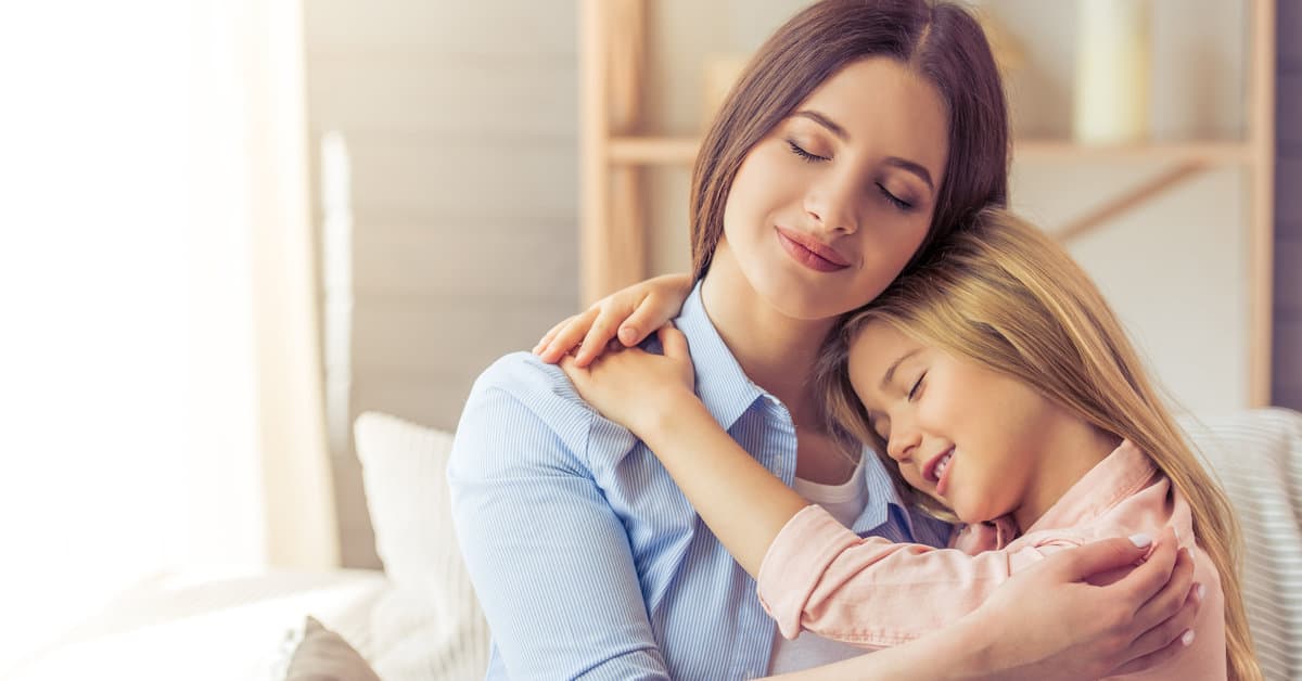 45 Heartwarming Daughter Quotes That Will Make You Smile (+ FREE Checklist)