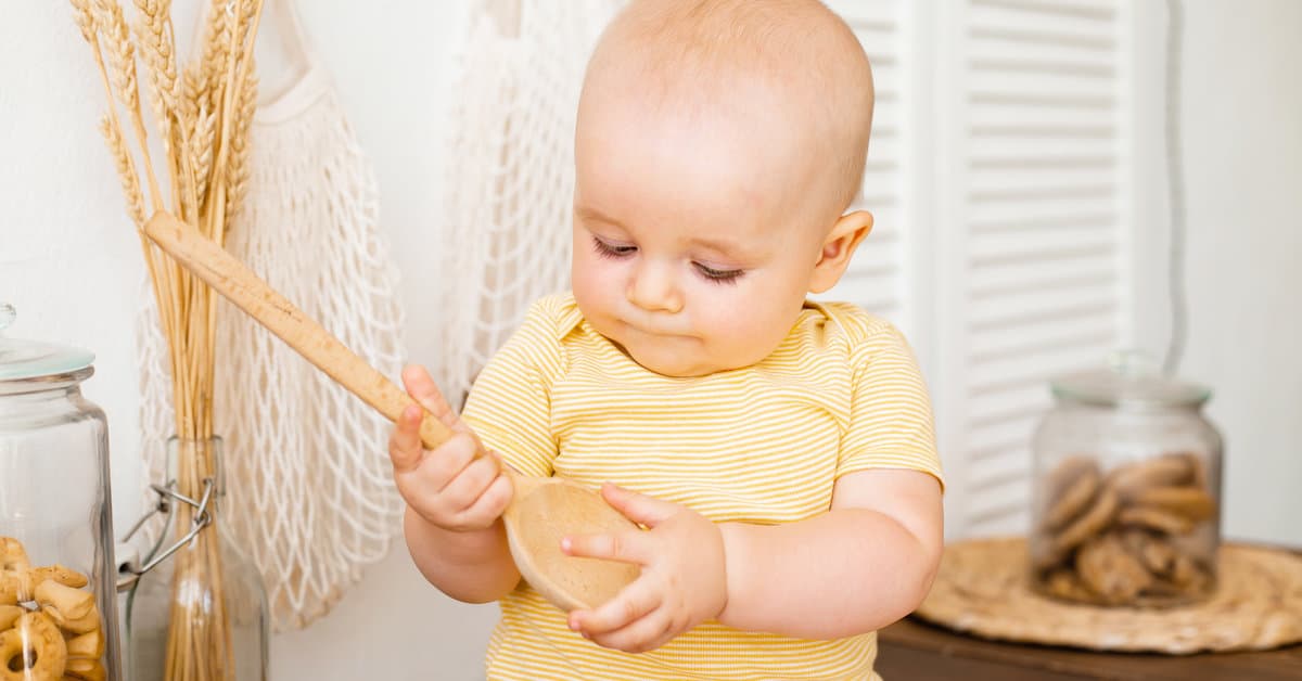 15 Wooden Kitchen Utensils (+ Organizers) That Are Safe for Baby