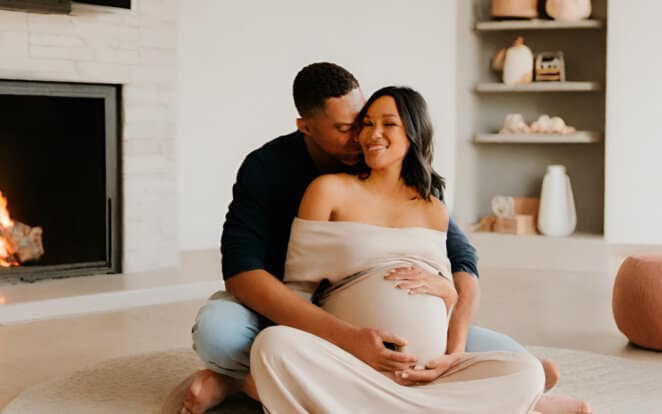 37 Maternity Shoot Ideas: Outfits, Poses and Locations For This Special Day